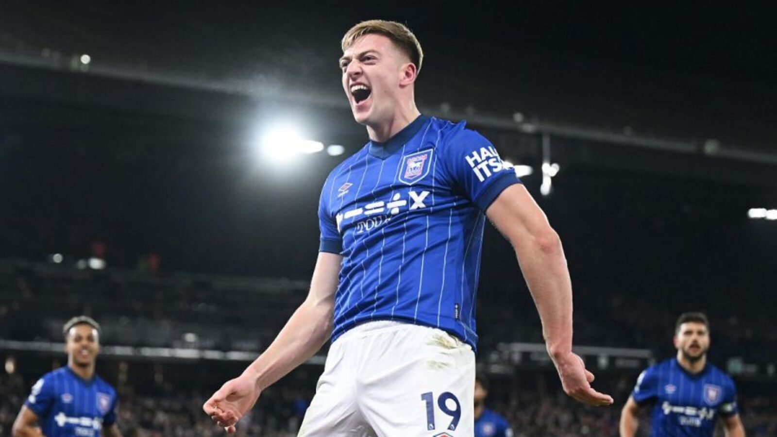 Joe Cole will be shocked if Chelsea do not sign 'young Alan Shearer ...