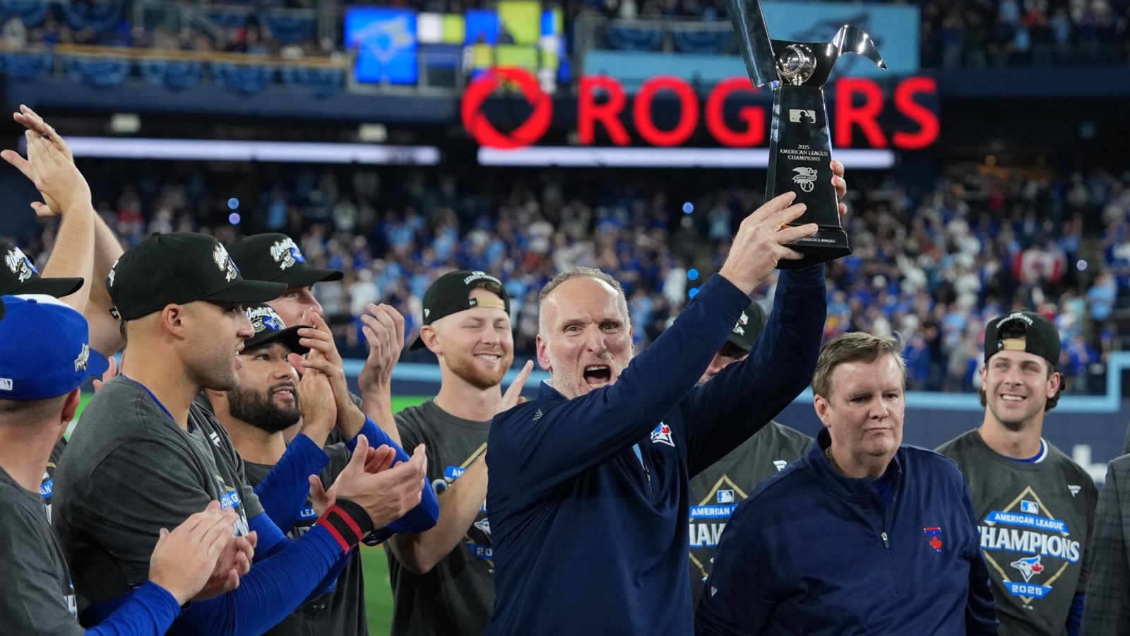 Mark Shapiro is still writing his legacy with the Blue Jays | Yardbarker