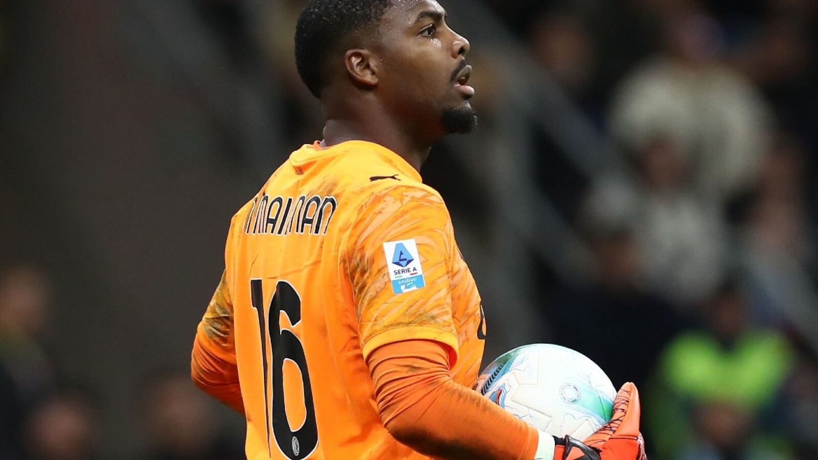 Chelsea plot move for world-class star as Rosenior lays down first ...