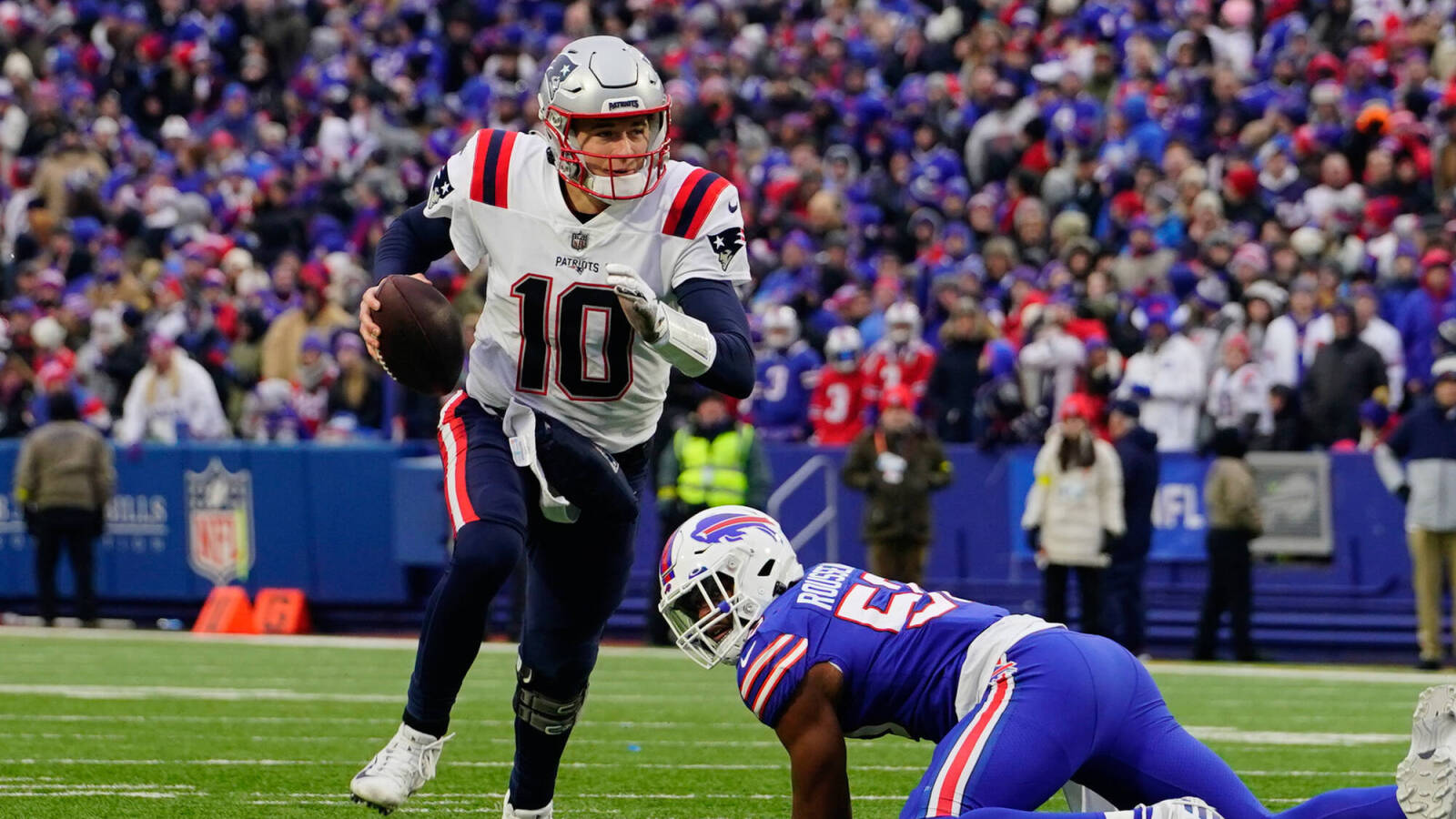 Insider offers massive update on two key Patriots players | Yardbarker