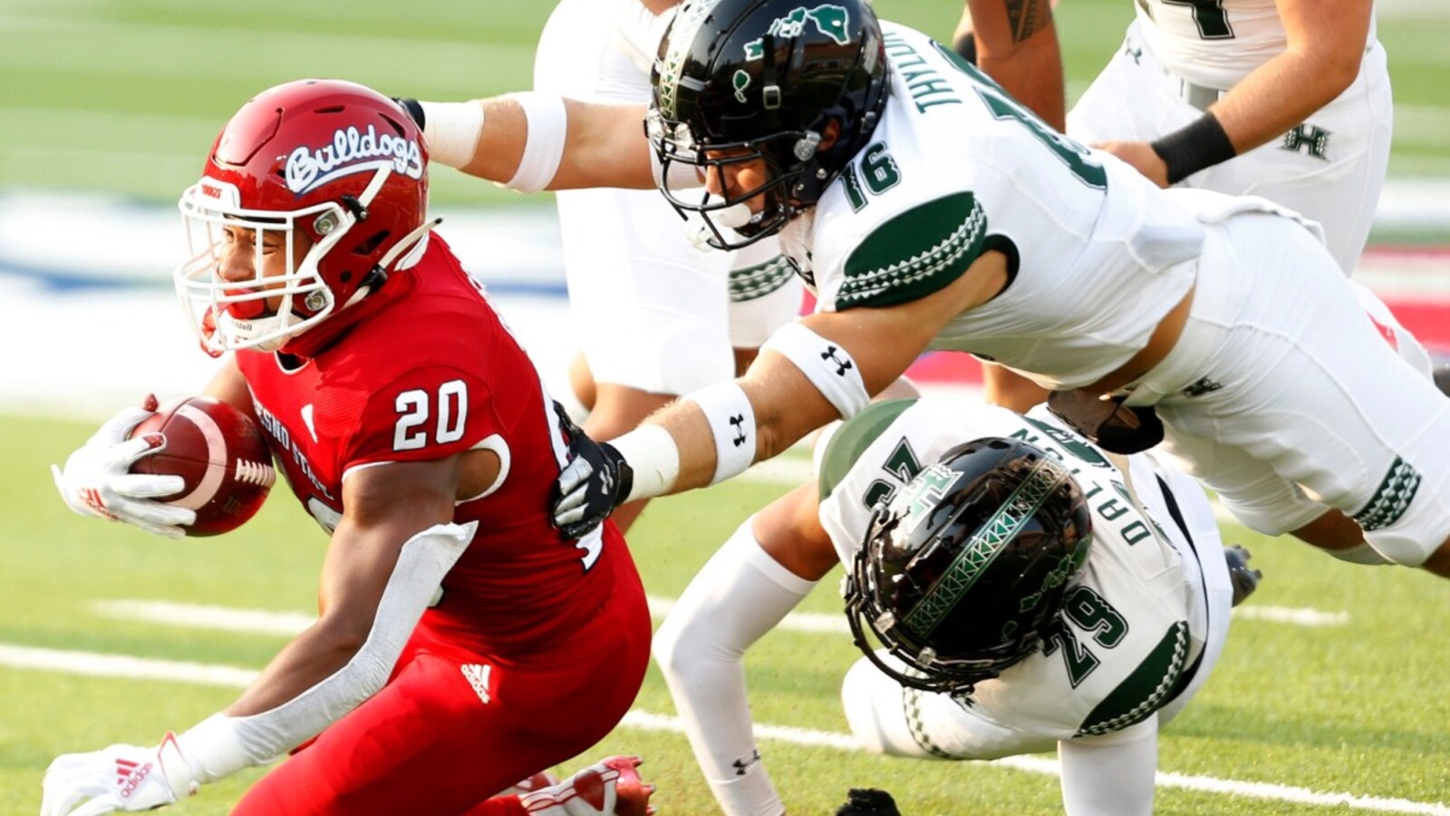 Eighth-Year Linebacker Is One of the Highlights on College Football ...