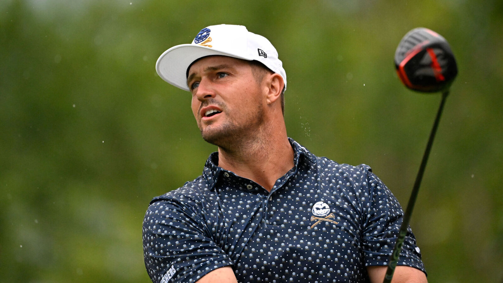 Bryson DeChambeau’s putter controversy: Is it legal? | Yardbarker