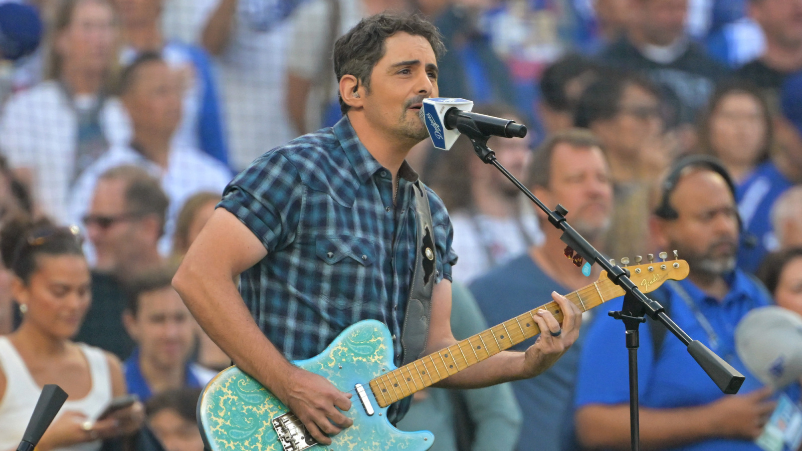 Brad Paisley: The Country Star Who’s Become Baseball’s Marathon Man ...