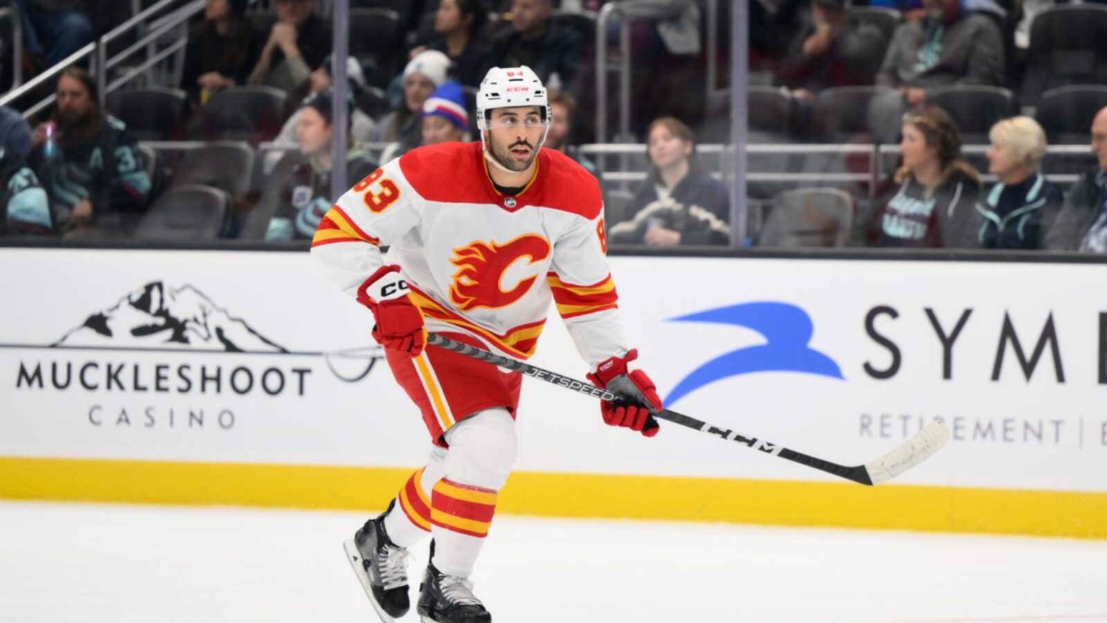 Calgary Flames sign Jonathan Aspirot and Justin Kirkland | Yardbarker