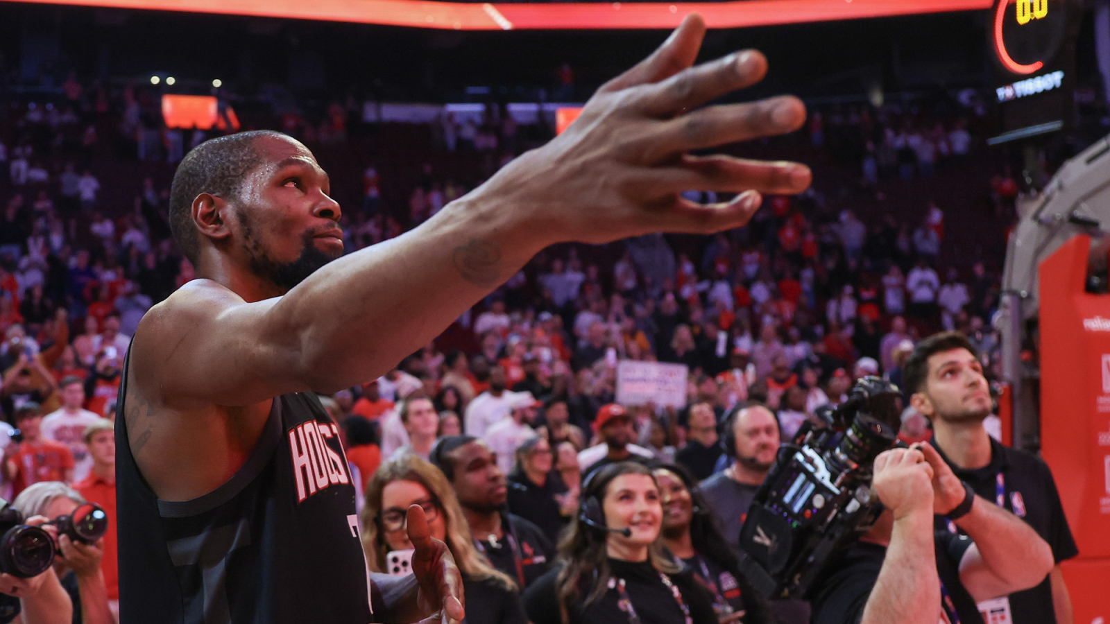 Houston Rockets’ Kevin Durant Says Phoenix Suns Kicked Him Out Of ...