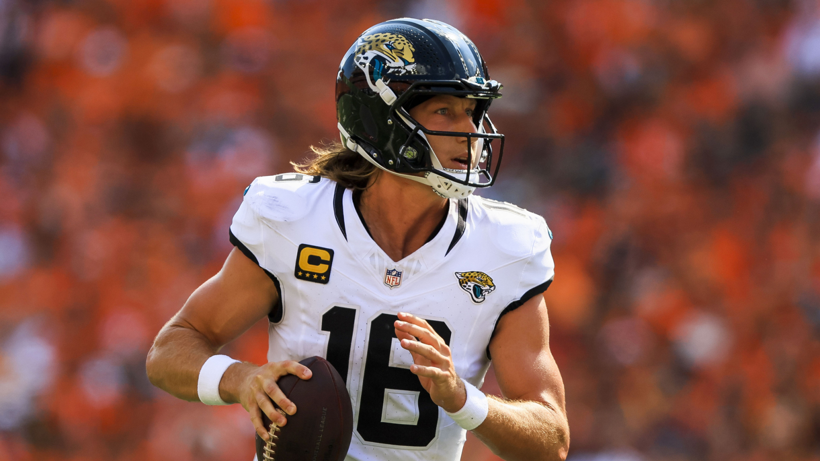 AFC Notes: Trevor Lawrence, Brian Thomas, Cam Ward, Jaguars, Titans ...