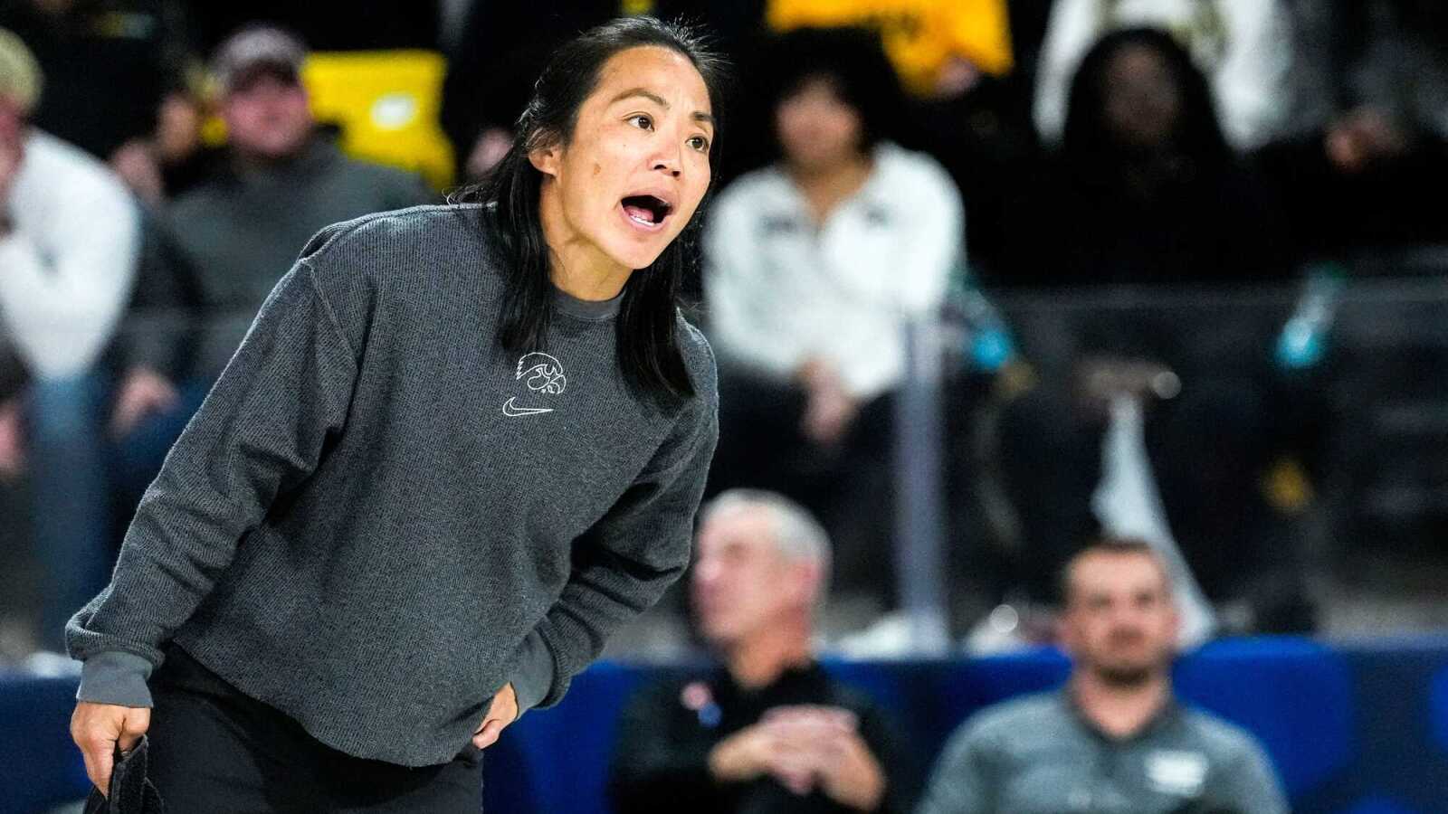 Iowa Sweeps Pair of Duals | Yardbarker