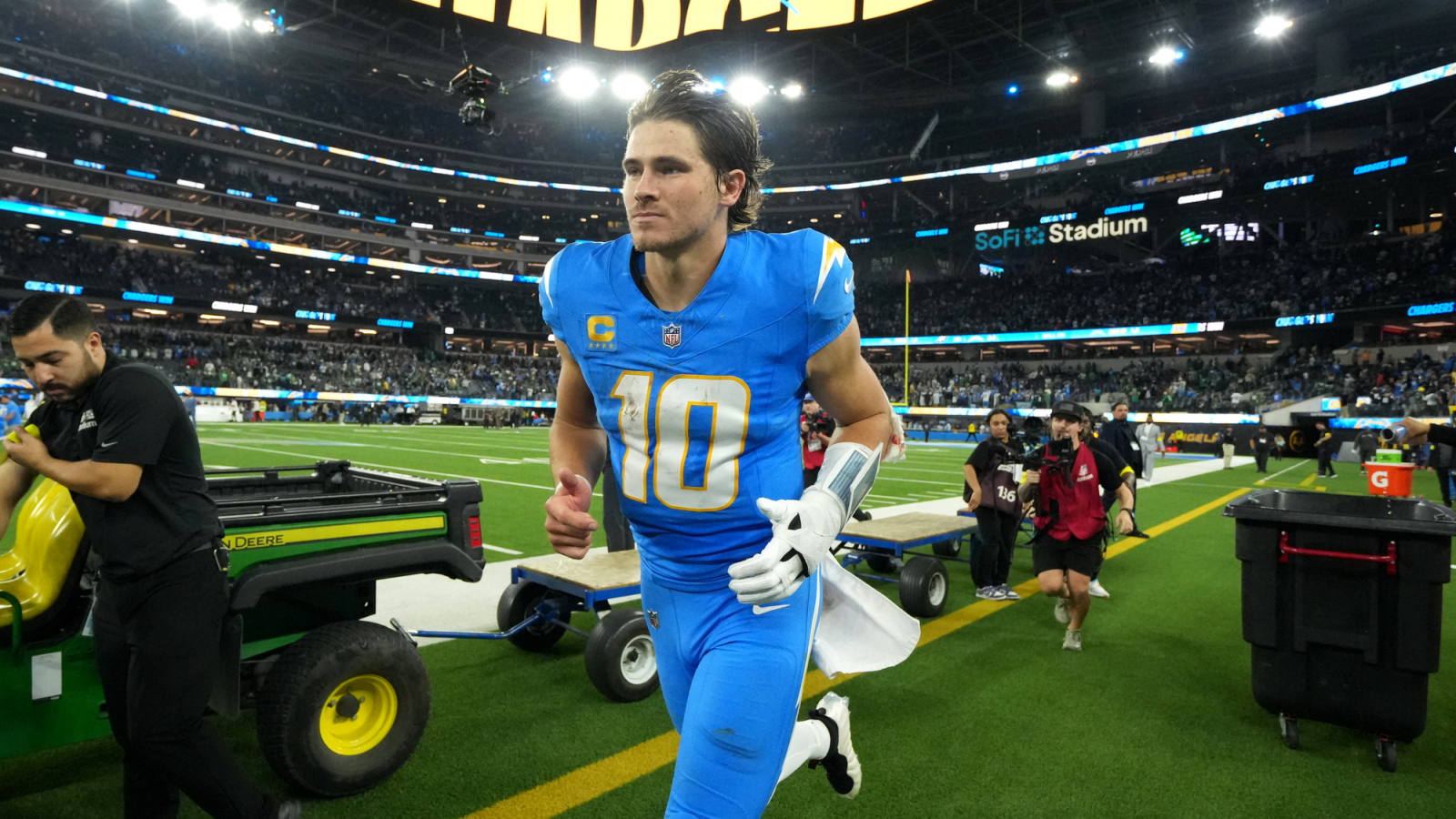 Los Angeles Chargers Quarterback Justin Herbert In Hot Water Over ...