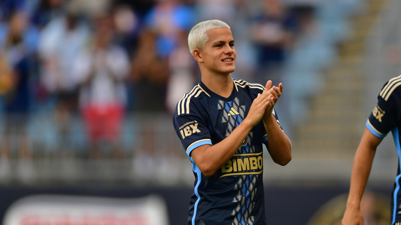 MLS Matchday 27: Teenager Cavan Sullivan Makes History | Yardbarker