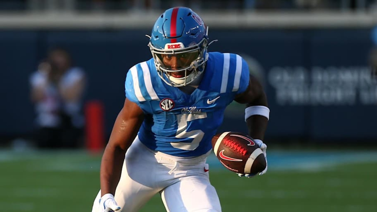 Ole Miss vs. Tulane score prediction by expert football model | Yardbarker