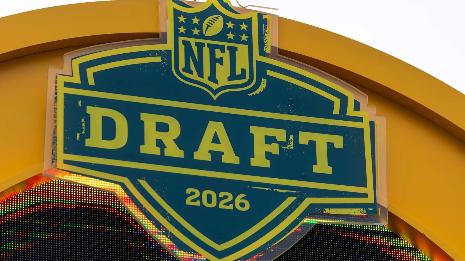 Nigerian DT Uar Bernard turns heads before NFL Draft | Yardbarker