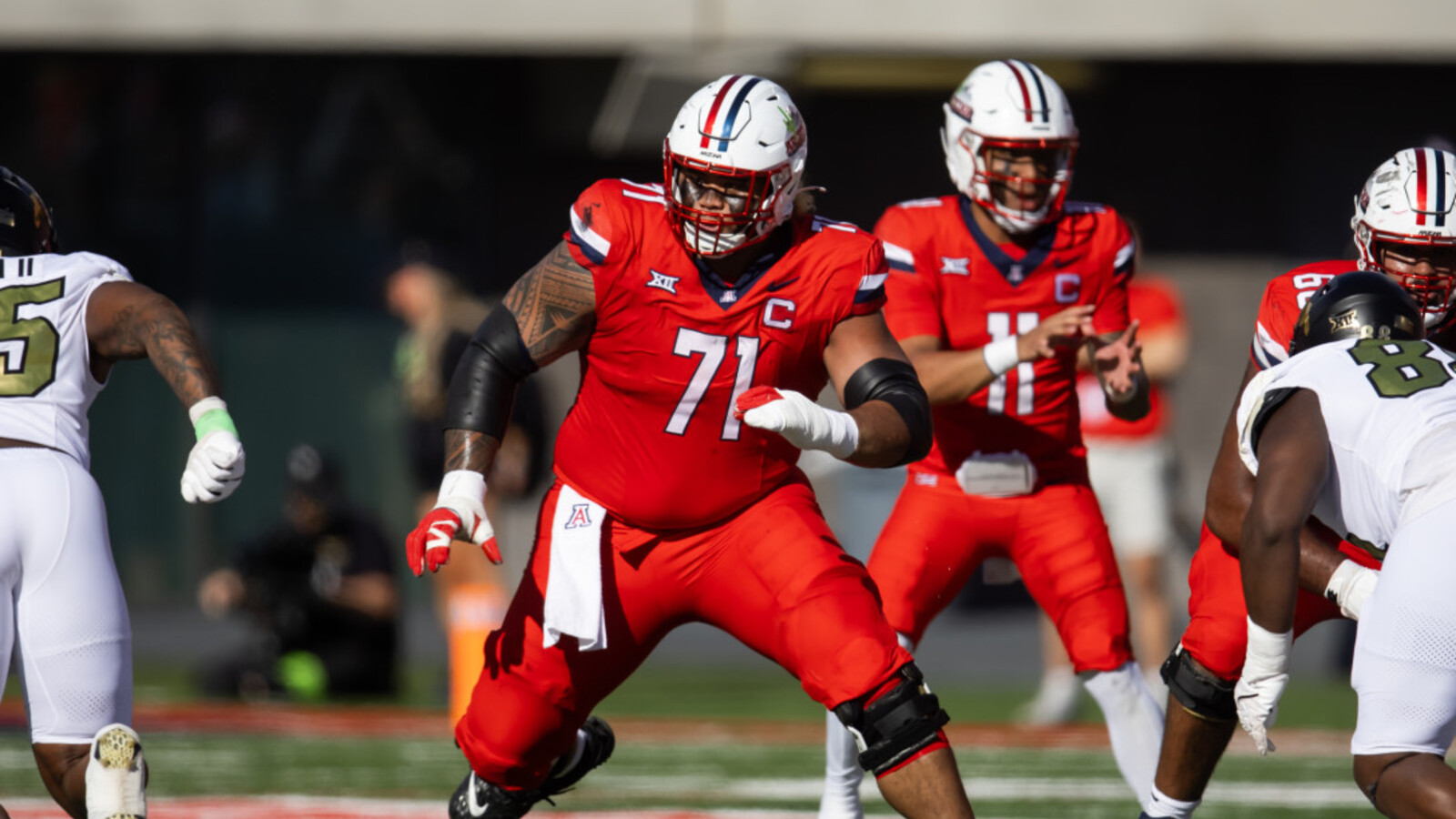 2025 NFL Draft Scouting Report: Jonah Savaiinaea | Yardbarker