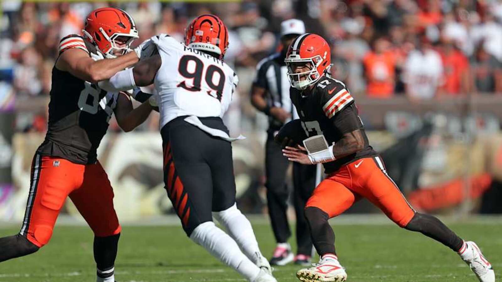 Ex-Browns QB makes comeback in professional football outside NFL ...