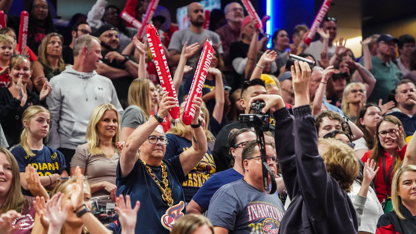 WNBA Attendance Report (June 9 Update) | Yardbarker