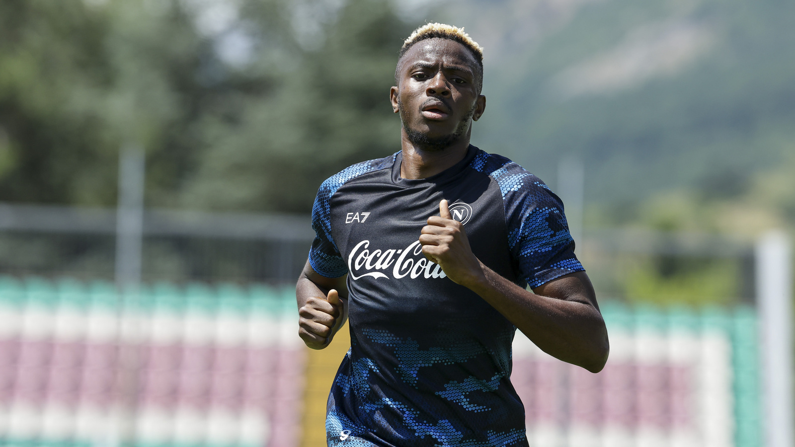 Arsenal seems to have decided on the striker to sign between Gyokeres and Osimhen | Yardbarker