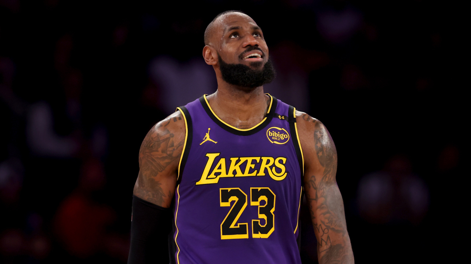 Report reveals how LeBron James feels about Lakers after massive trade ...
