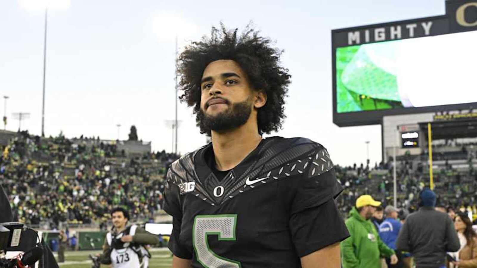 Analyst Reveals Case For Dante Moore Over Fernando Mendoza in NFL Draft ...