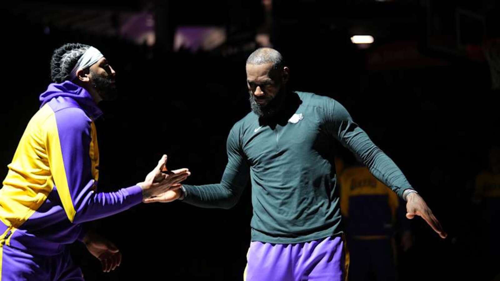 Lakers' LeBron James Weighs in on Anthony Davis' Return | Yardbarker
