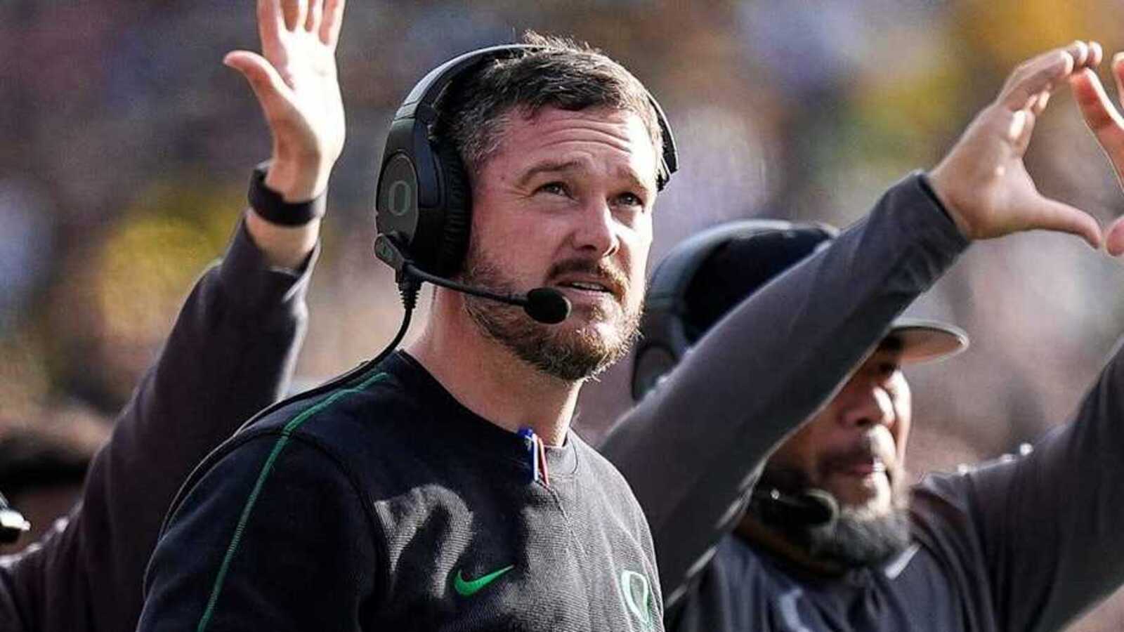 One Oregon Ducks Coach Ranks As College Football’s Best Recruiters ...