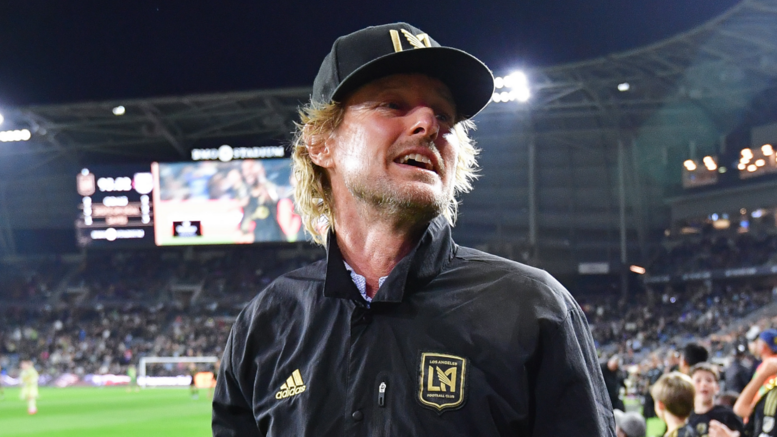 Owen Wilson takes jab at Urban Meyer for not recognizing him | Yardbarker