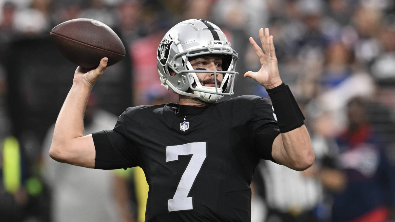 Raiders release journeyman QB | Yardbarker
