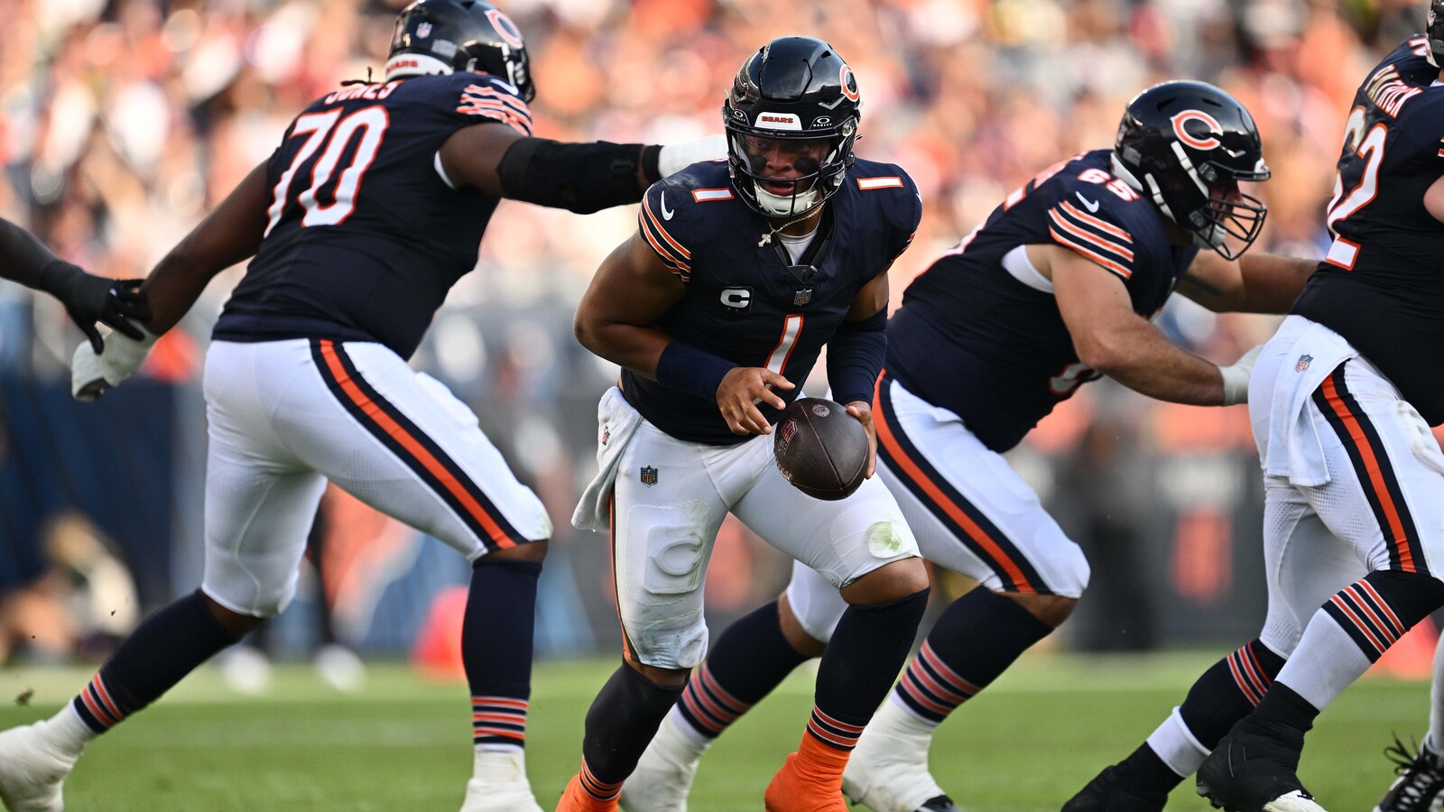 Chicago Bears Fields Takes Ownership Of Offensive Struggles Yardbarker