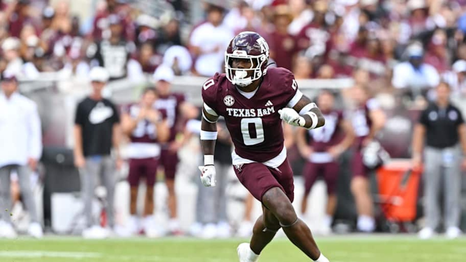 Texas A&M Linebacker Taurean York Praises 'Warrior' Scooby Williams ...