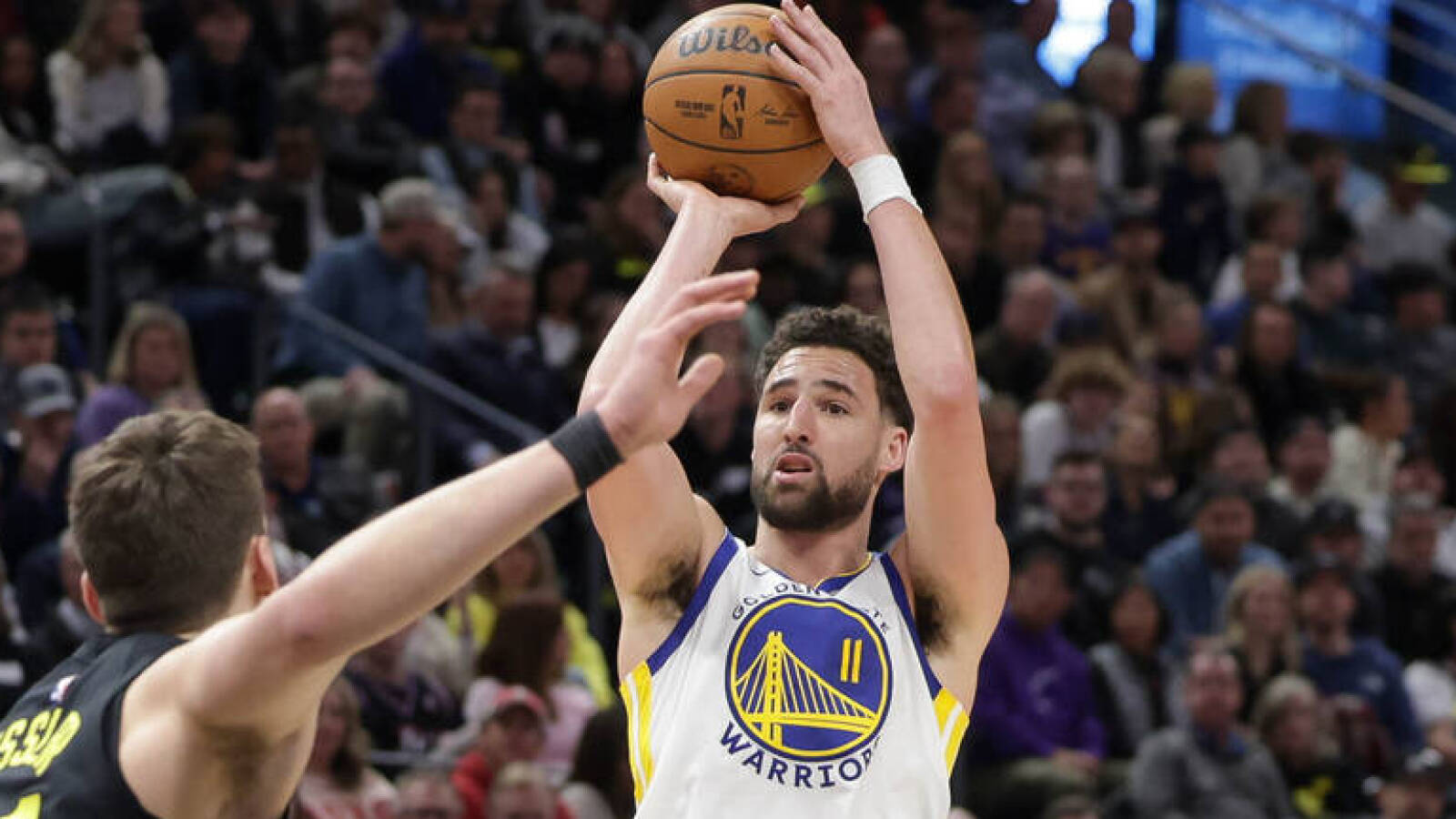 Klay Thompson goes off in first game coming off bench | Yardbarker
