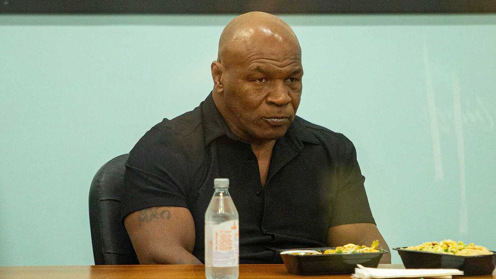 Tyson Against Crawford’s Move To Fight Canelo At 168 – ‘I Don’t Like ...