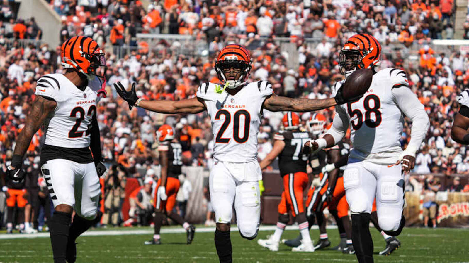 DJ Turner just made a case Bengals can't ignore in Week 1 | Yardbarker