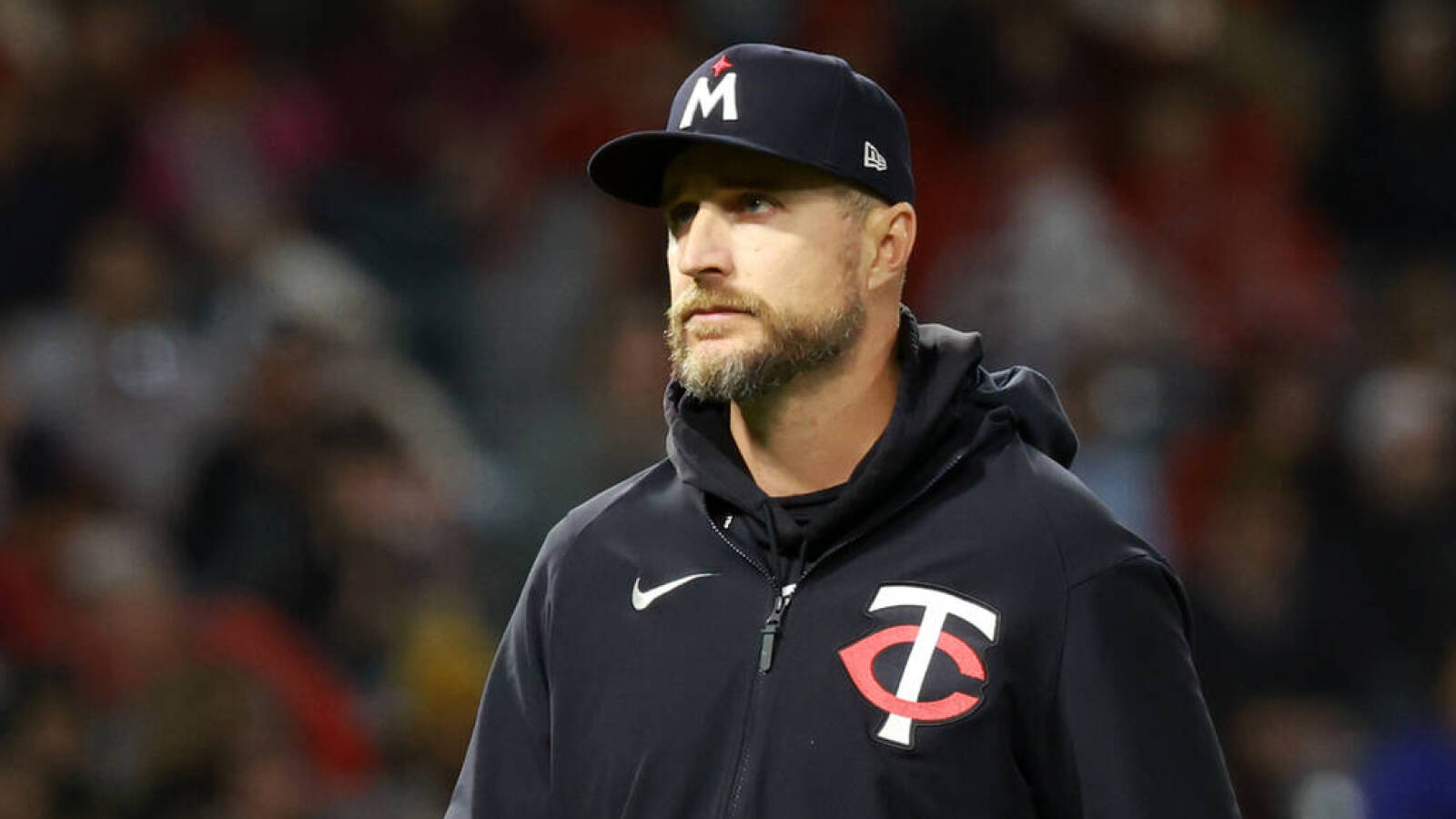 Twins' Rocco Baldelli seems happy to be rid of this lucky charm ...