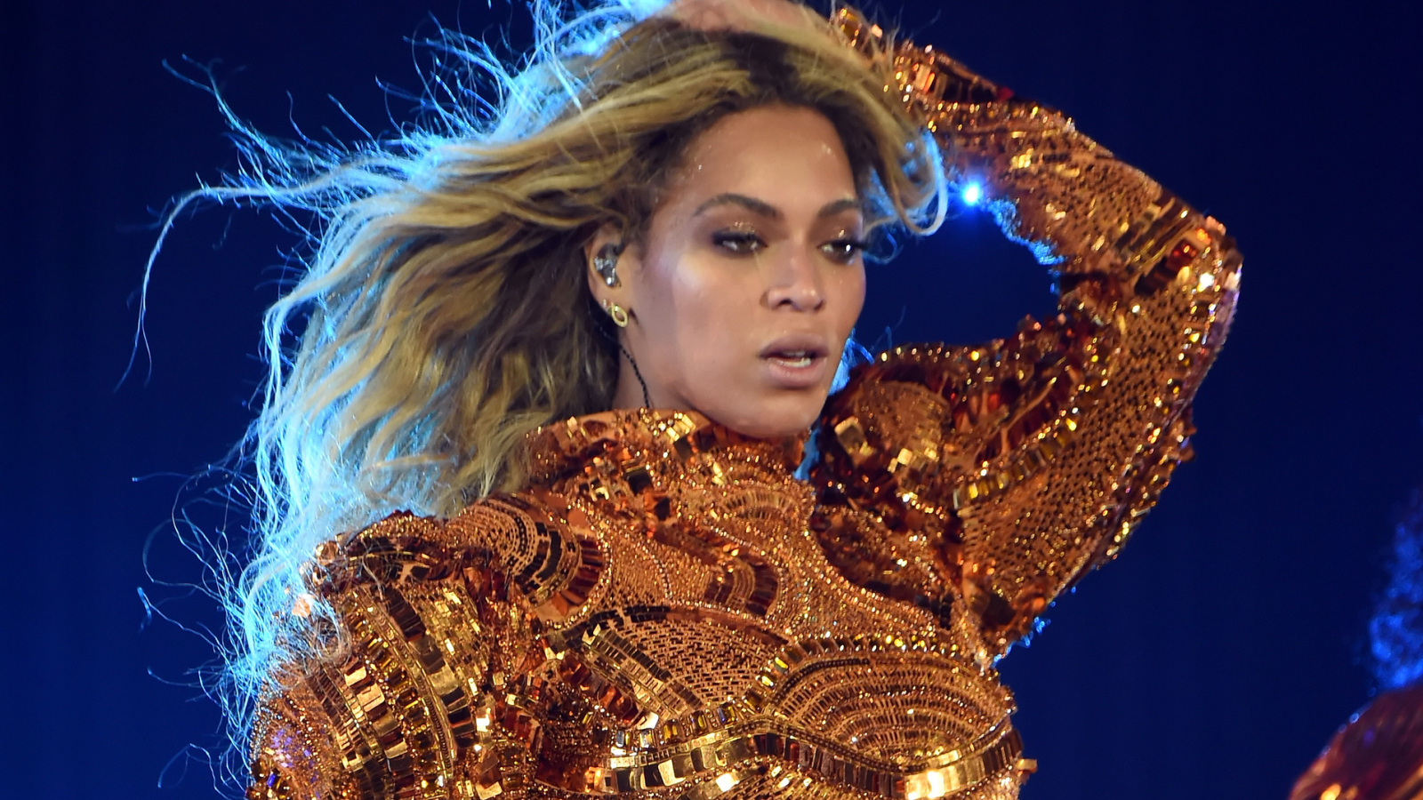 Members of iconic bands who succeeded as solo acts | Yardbarker