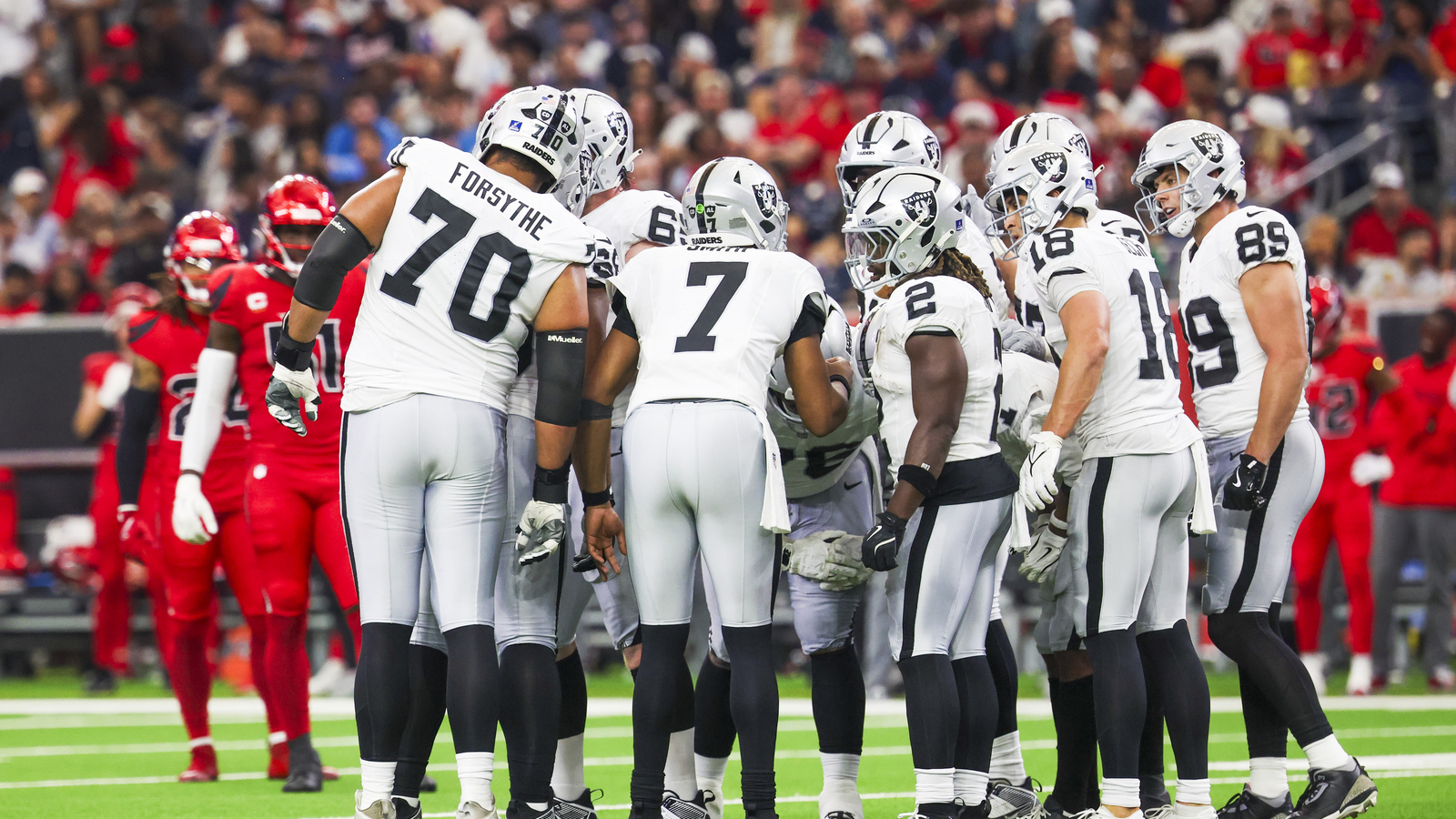 Updated 2026 NFL Draft Order | Yardbarker