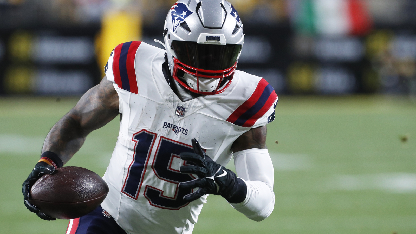 'Feels Good!': Patriots' Zeke Turns Back Clock in Upset Win Over ...