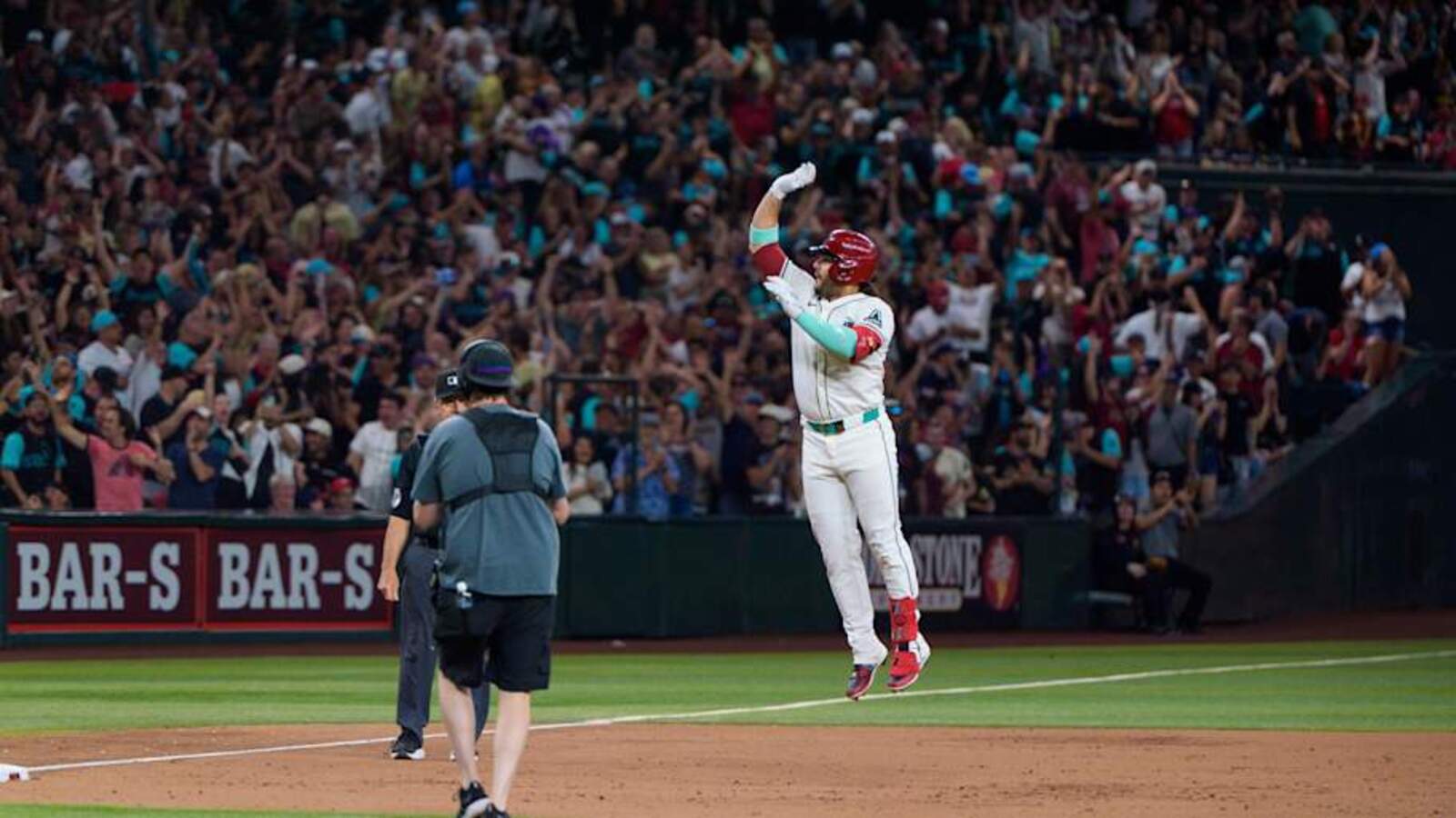 Arizona Diamondbacks' Eugenio Suárez Joins Exclusive Club By Belting 4 ...