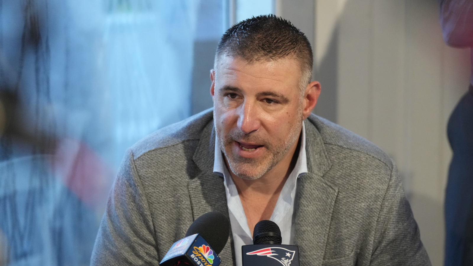 Mike Vrabel has telling response to question about Bill Belichick ...