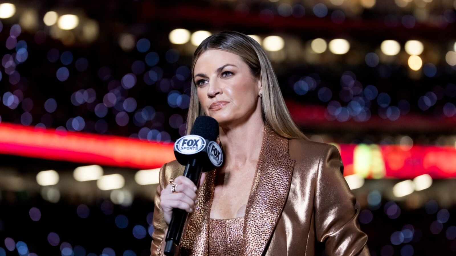 Erin Andrews Pressed Tom Brady for Details on Bill Belichick's ...