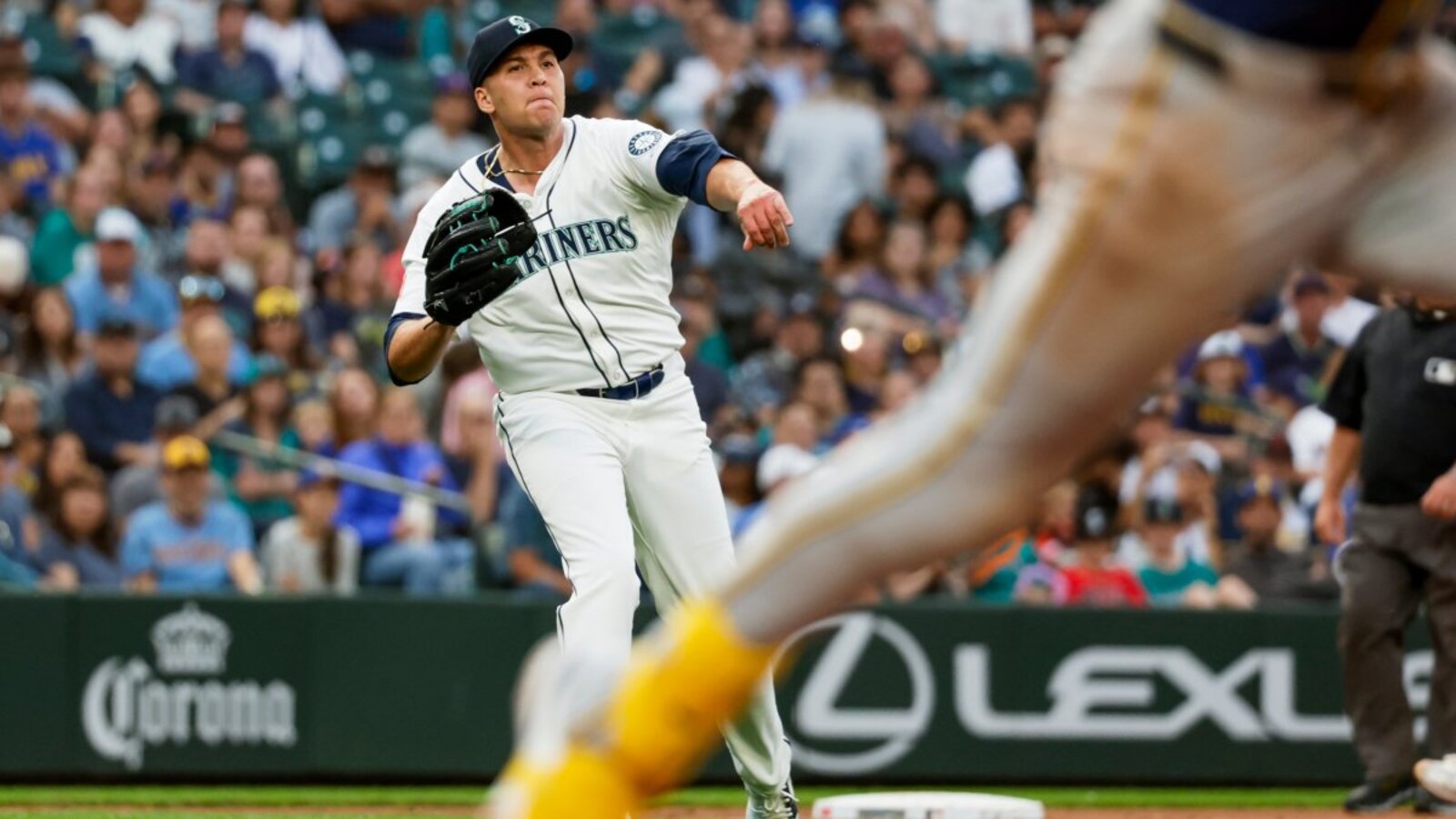 Mariners Add Bullpen Depth by Calling Up Big-Time Prospect | Yardbarker