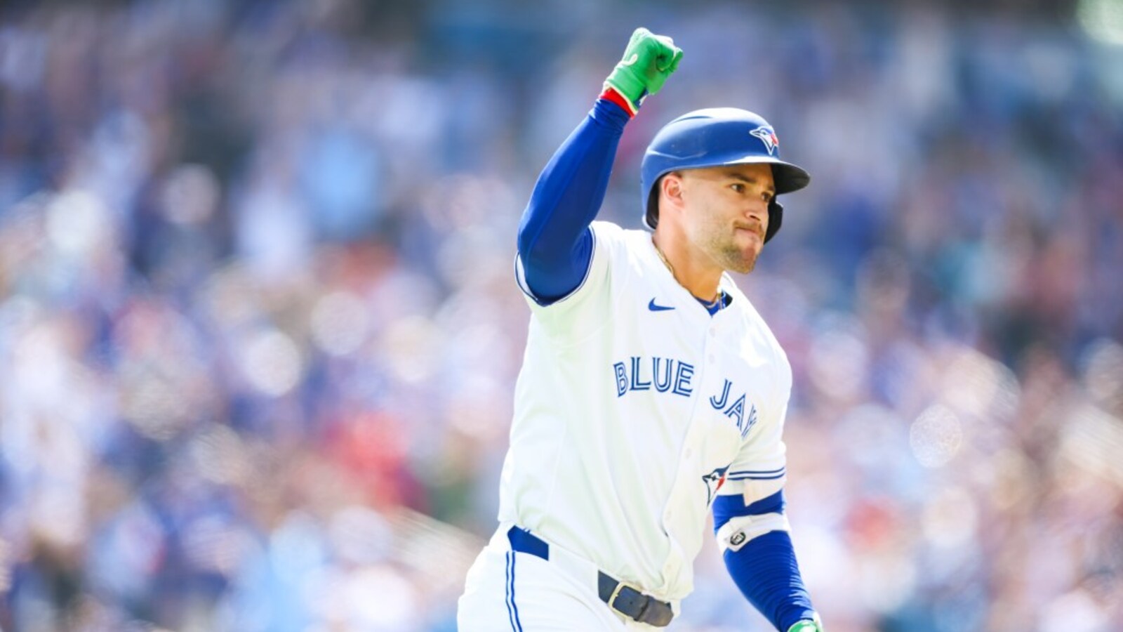 What’s Behind the Blue Jays’ Unexpected Rise to First Place? | Yardbarker