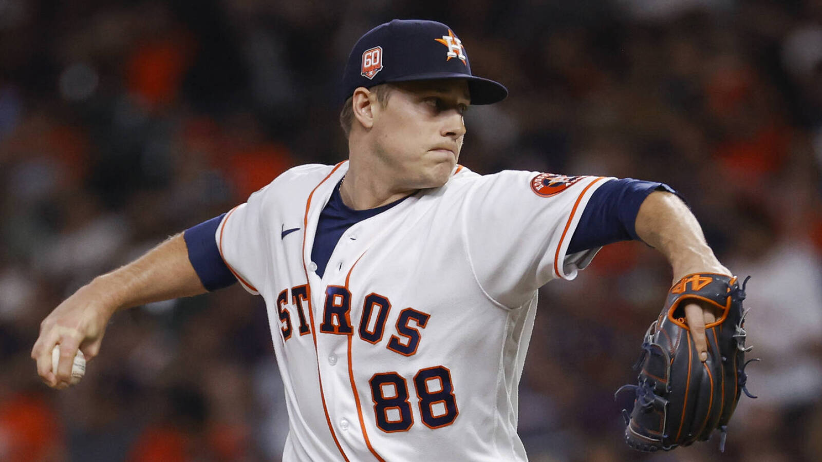 Astros' Maton breaks finger punching locker, will miss playoffs ...