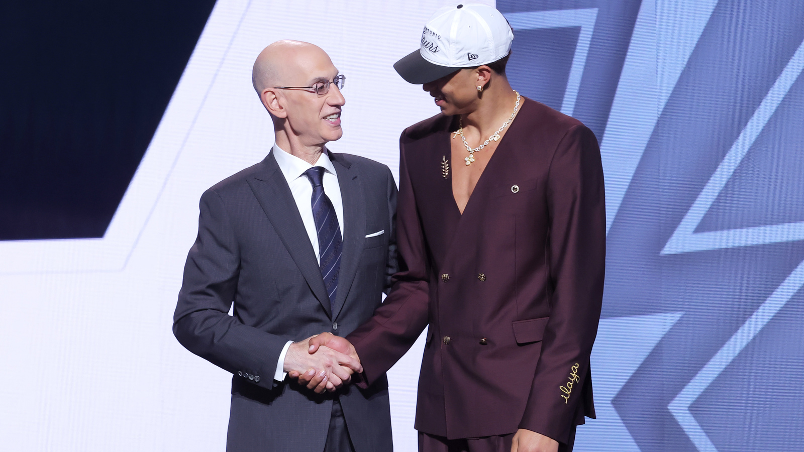 San Antonio Spurs select Carter Bryant in 2025 NBA Draft | Yardbarker