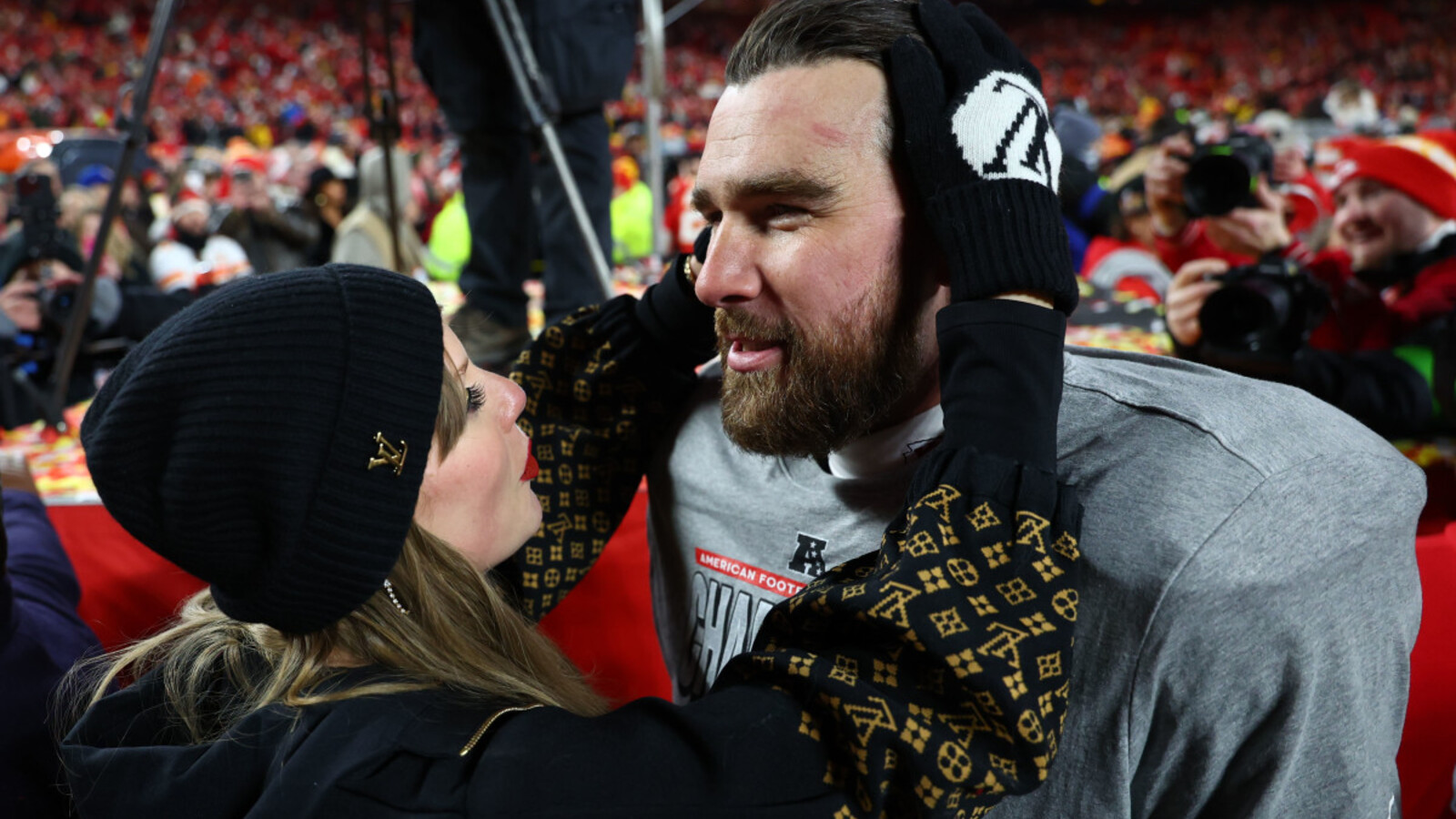Taylor Swift Travis Kelce ‘re Evaluating Parts Of Relationship After Super Bowl Lix Report