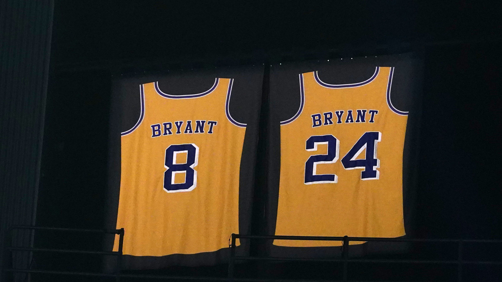 Sotheby’s To Auction Kobe Bryant No. 24 Debut Jersey | Yardbarker