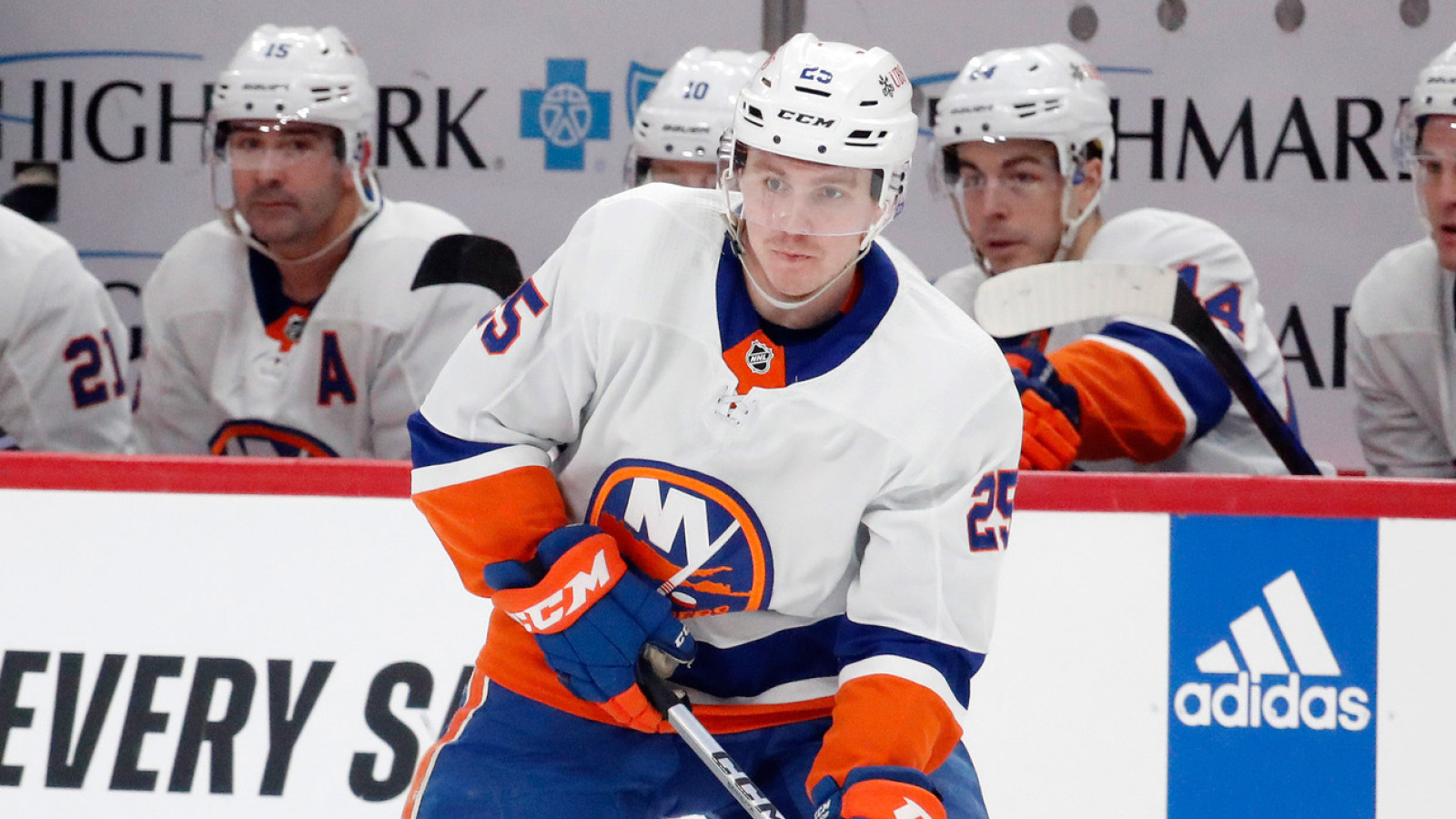 Penguins assign Sebastian Aho, Matt Nieto to AHL | Yardbarker