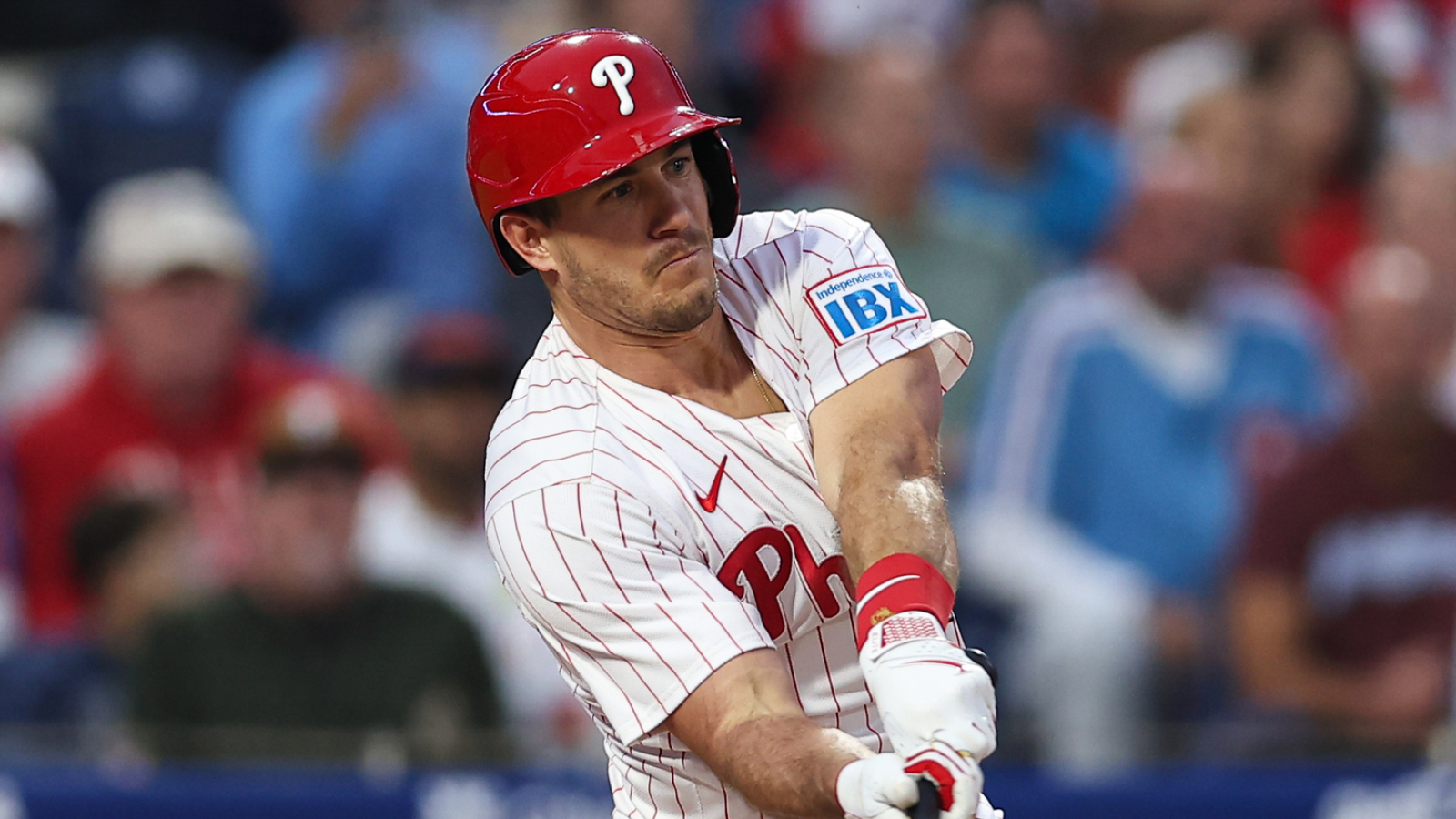 Phillies retain franchise mainstay J.T. Realmuto | Yardbarker