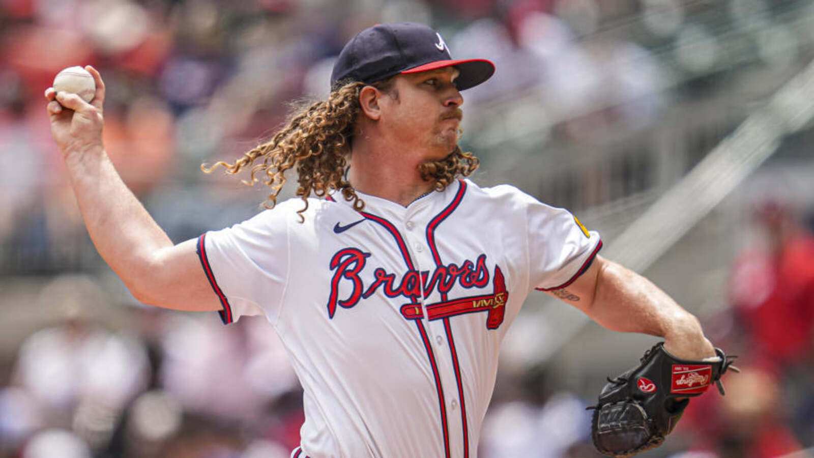 Braves NL-Best Bullpen Includes Unlikely Kenny Powers Look-Alike ...