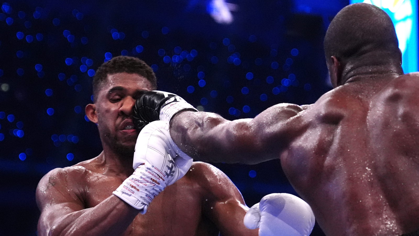 Boxer Anthony Joshua suffers KO loss to Daniel Dubois | Yardbarker