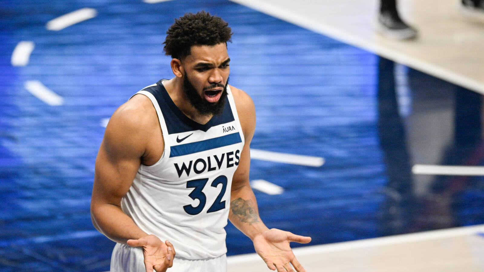 ‘Blockbuster’ Trade Proposal Sends Karl-Anthony Towns To Pelicans ...