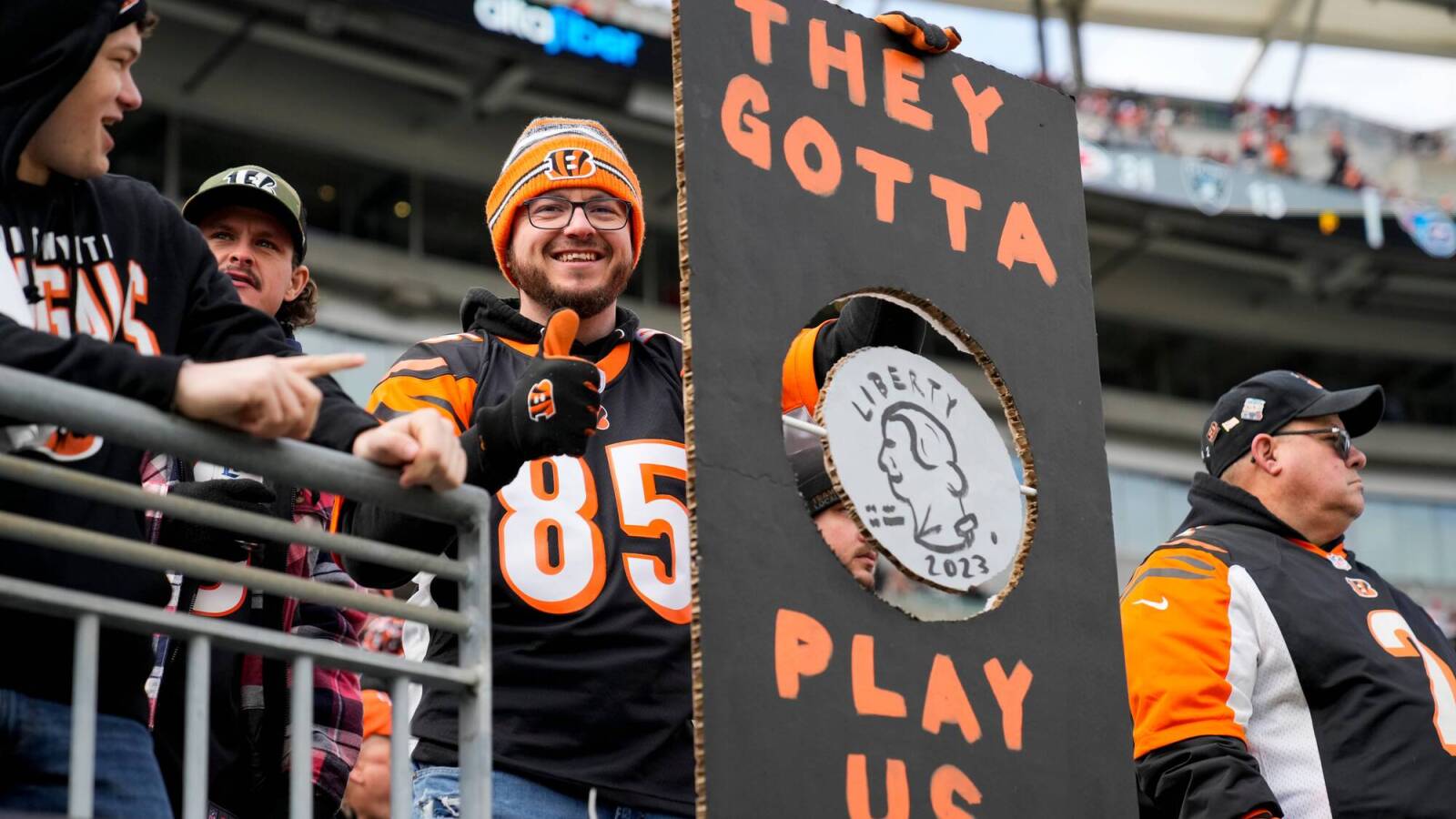 Watch: Bengals fan trolls NFL with mock coin flip | Yardbarker