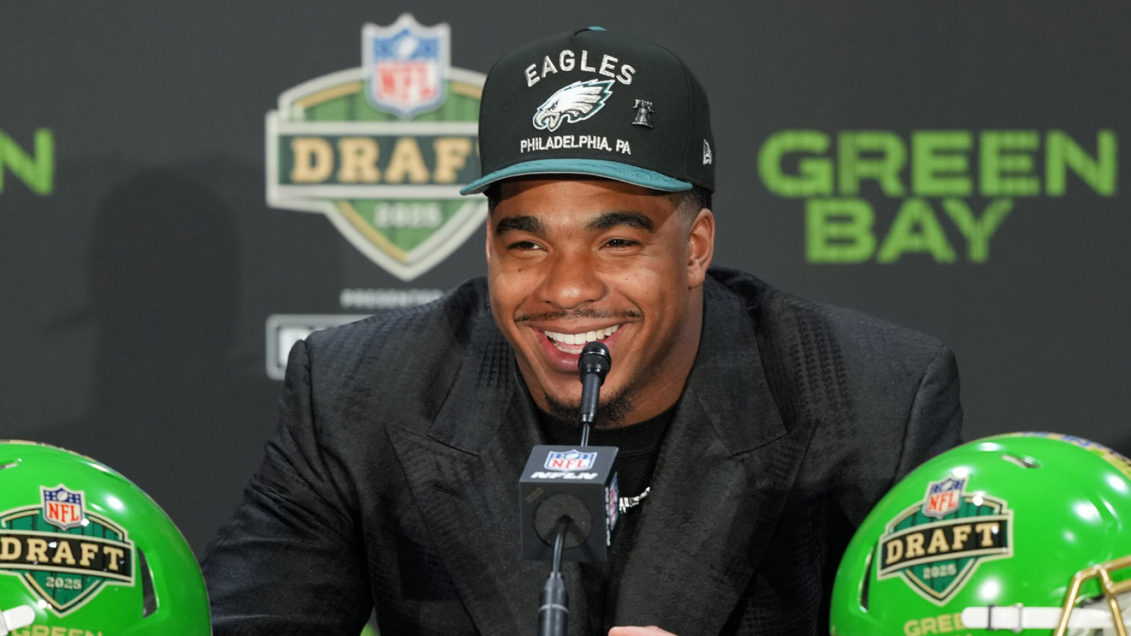 Eagles plan on going Micah Parsons route with Jihaad Campbell | Yardbarker